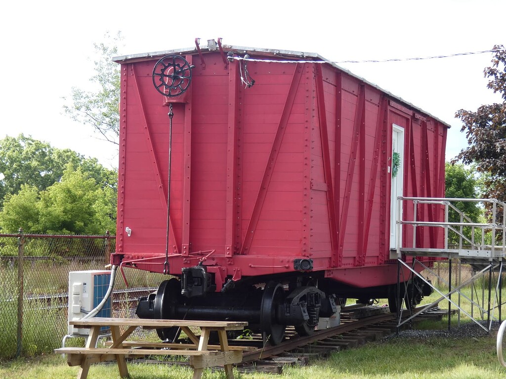 Boxcar Children Museum - Rolling stock - Large Scale Central